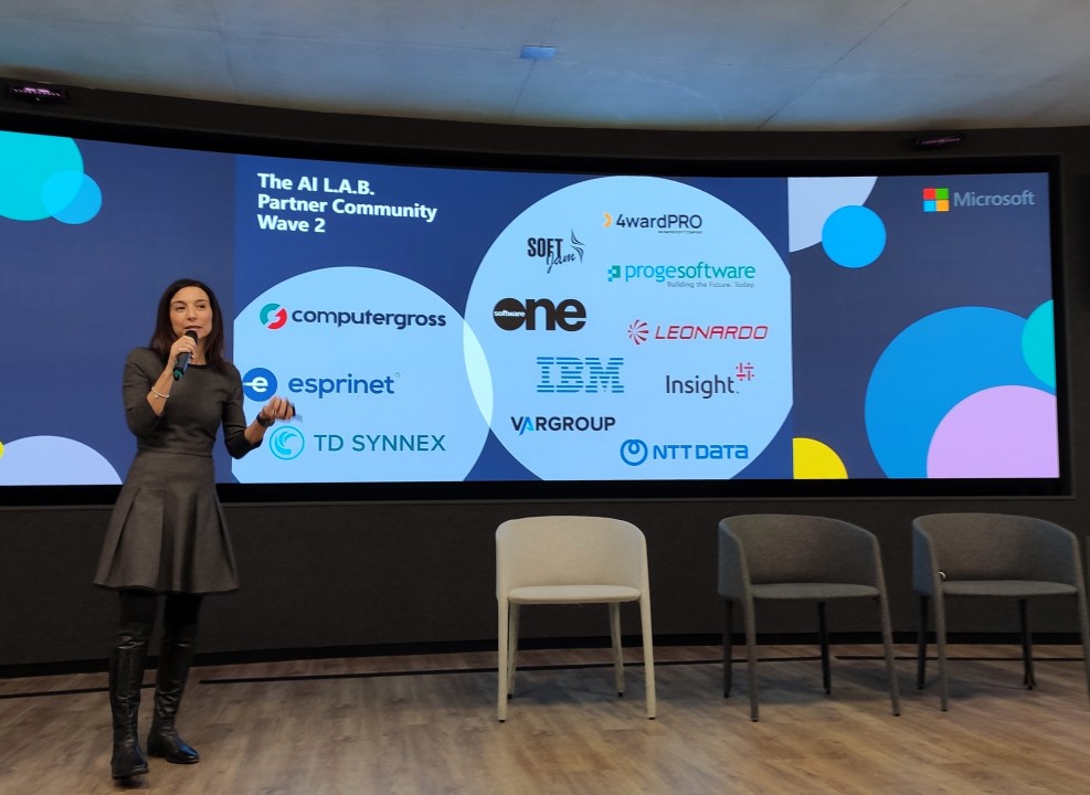 Microsoft, l’AI Lab cresce con nuovi partner e iniziative di formazione